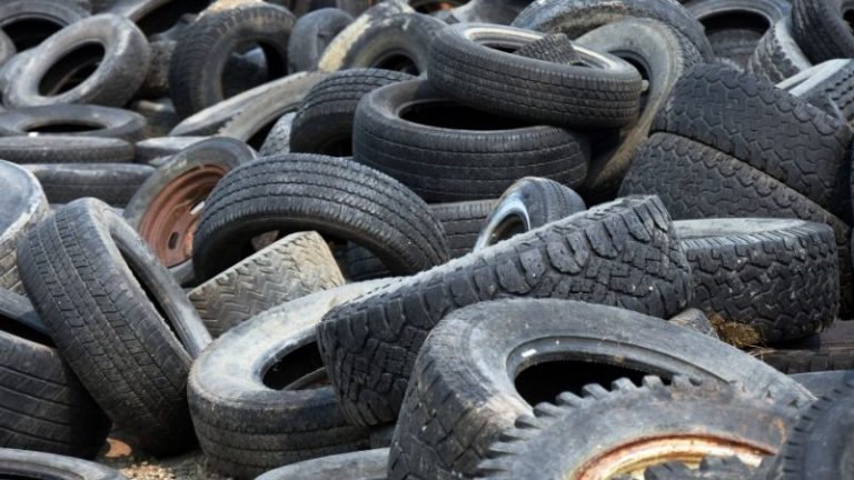 Where Can I Dispose Of Tires For Free? (6 Different Methods)