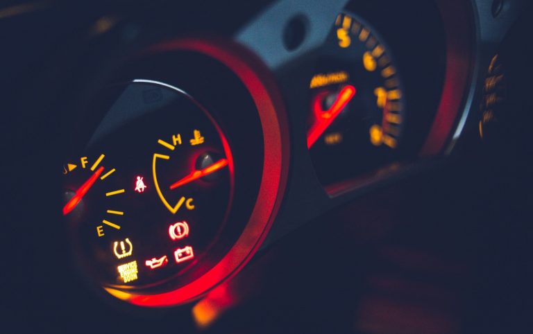 10 Reasons Check Engine Light Flashes & Car Shakes