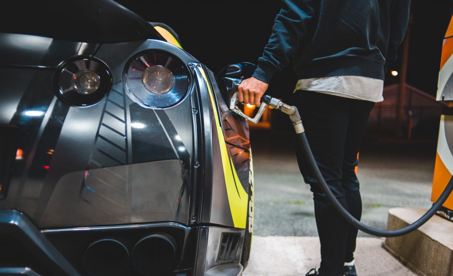 11 Reasons Why Your Car Jerks When You Give It Gas