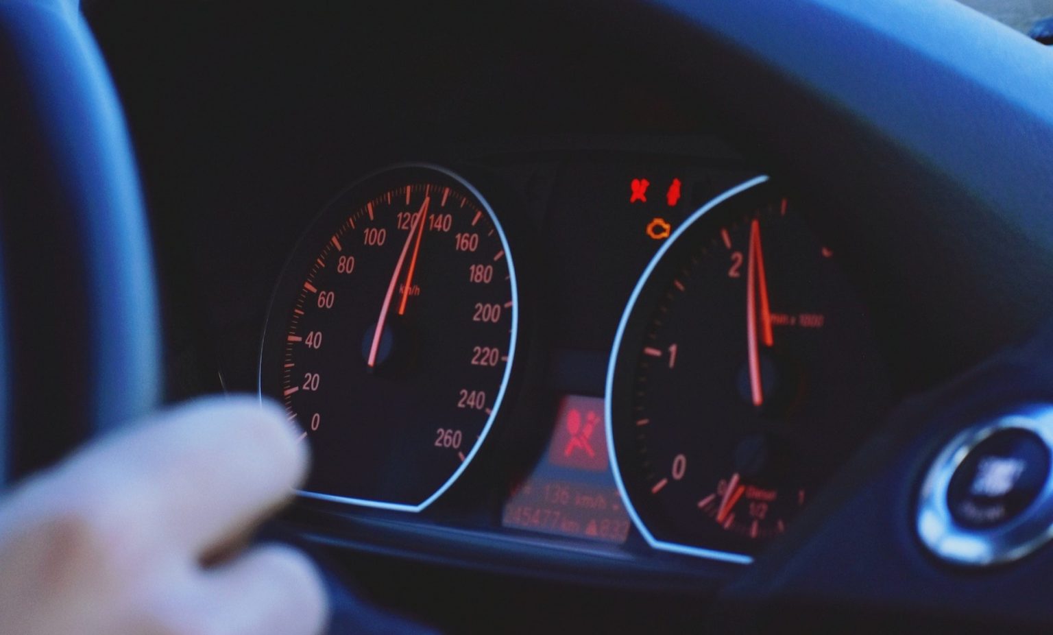 11 Reasons Why Your Oil Light Comes On And Off